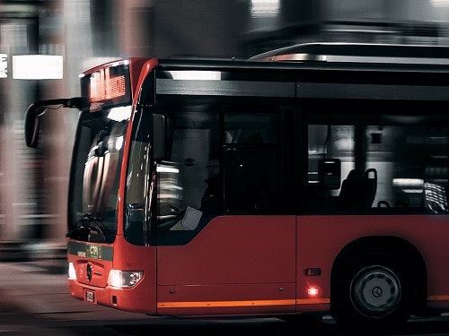 Tech News : Self-Driving Buses Now On UK Roads - Surf Tech IT
